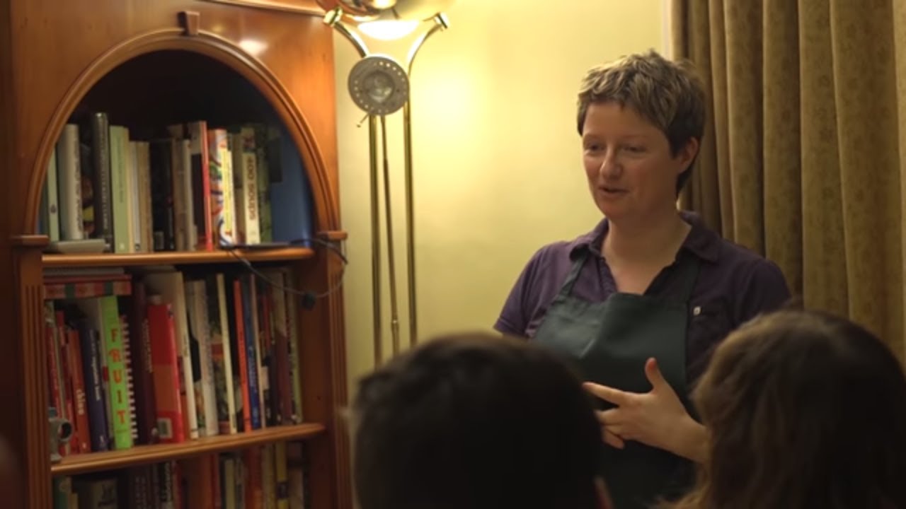 VIDEO: How to turn your home into a pop-up restaurant | Cat Dutton ...